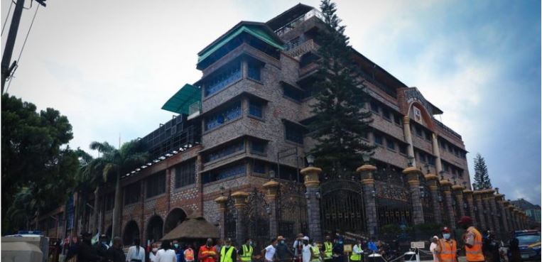 Prophet TB Joshua Corpse Arrive Synagogue Church Of All Nations (Photos) Prophet TB Joshua Corpse Arrive Synagogue Church Of All Nations (Photos)